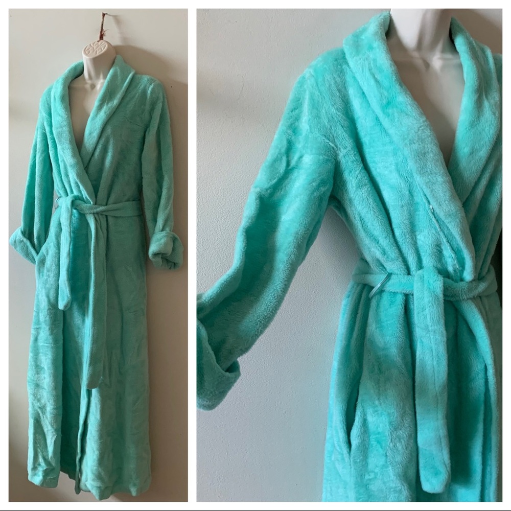 Vintage 60s 70s Furry Aqua Blue Robe (Bag10) - Gem